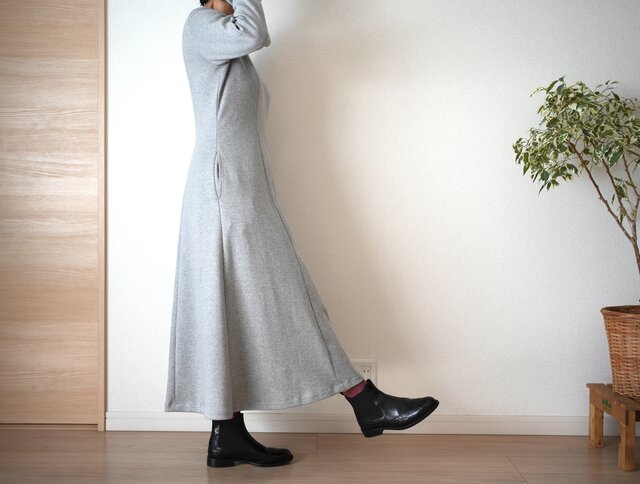 プリンセスラインのカットソーワンピース No.288 | iichi 日々の暮らしを心地よくするハンドメイドやアンティークのマーケットプレイス