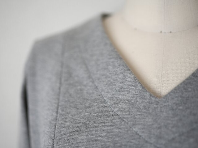 プリンセスラインのカットソーワンピース No.288 | iichi 日々の暮らしを心地よくするハンドメイドやアンティークのマーケットプレイス