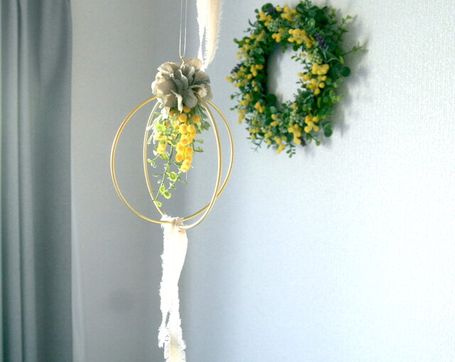 ゆらゆらモビール ミモザ blue -Artificial flower- | iichi 日々の暮らしを心地よくするハンドメイドやアンティークのマーケットプレイス