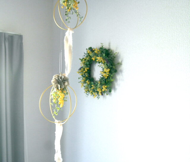 ゆらゆらモビール ミモザ blue -Artificial flower- | iichi 日々の暮らしを心地よくするハンドメイドやアンティークのマーケットプレイス