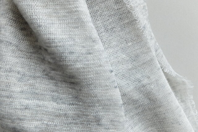 リネンニット リバーシブルストール Lグレー×ホワイト | iichi 日々の暮らしを心地よくするハンドメイドやアンティークのマーケットプレイス