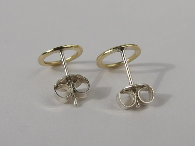 丸のピアス 真鍮 【brass】 両耳用2つセット | iichi 日々の暮らしを心地よくするハンドメイドやアンティークのマーケットプレイス