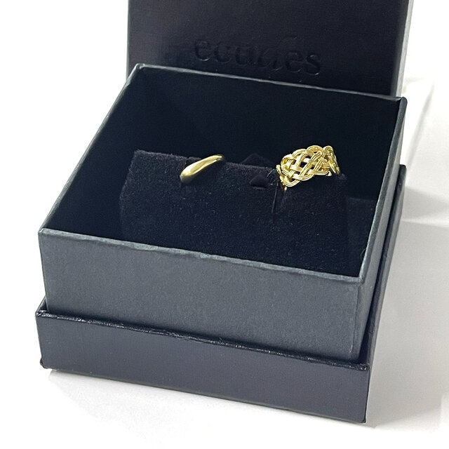 限定ギフトSET 「2本 イヤーカフ」 エレガントな編み＆シンプル イヤーカフセット【set07】 | iichi 日々の暮らしを心地よくするハンドメイドやアンティークのマーケットプレイス