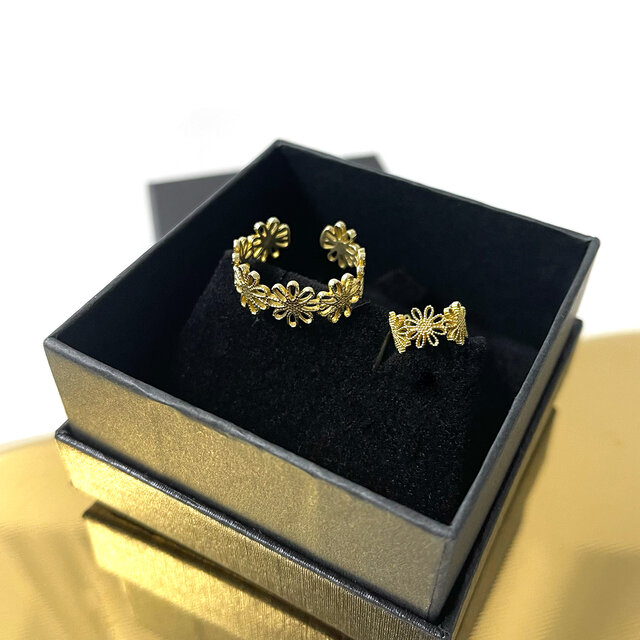 限定ギフトSET「リング＆イヤーカフ」華やか繊細なフラワー アンティーク調 【set10】 | iichi 日々の暮らしを心地よくするハンドメイドやアンティークのマーケットプレイス