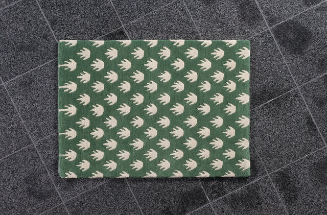 【送料無料】ファイヤーグリーン 437 | iichi 日々の暮らしを心地よくするハンドメイドやアンティークのマーケットプレイス