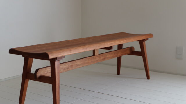 ベンチチェア ダイニングベンチ ベンチ ブラックチェリー bench01-bc | iichi 日々の暮らしを心地よくするハンドメイドやアンティークのマーケットプレイス