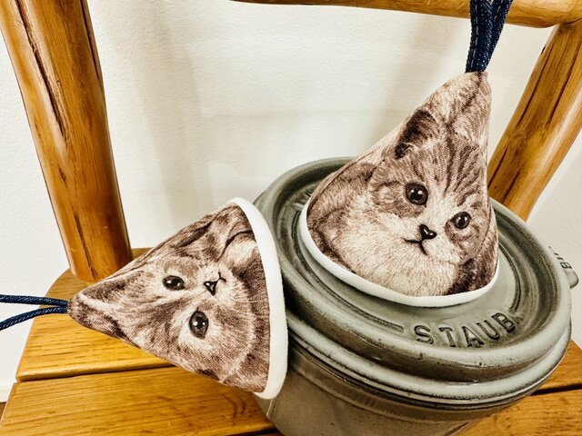 三角鍋つかみ★staub ストウブ ホーロー | iichi 日々の暮らしを心地よくするハンドメイドやアンティークのマーケットプレイス