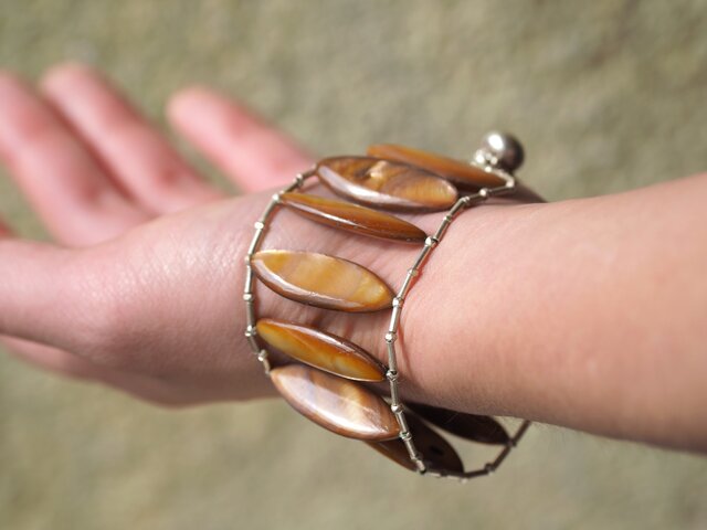 Ladder bracelet 'marquise shell' | iichi 日々の暮らしを心地よくするハンドメイドやアンティークのマーケットプレイス