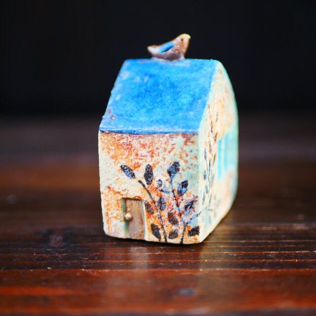 小鳥と青色のおうち no.20 | iichi 日々の暮らしを心地よくするハンドメイドやアンティークのマーケットプレイス