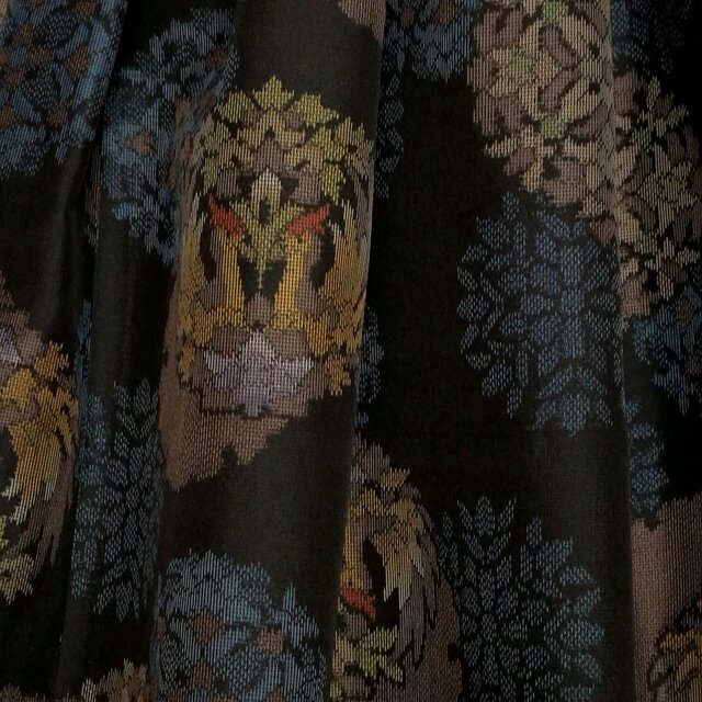 紬リメイク＊タックスカート | iichi 日々の暮らしを心地よくするハンドメイドやアンティークのマーケットプレイス