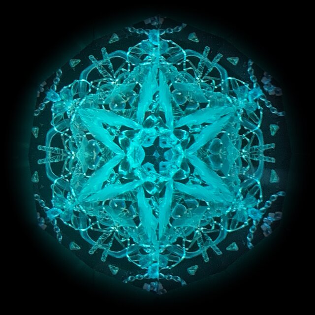 Aurora | iichi 日々の暮らしを心地よくするハンドメイドやアンティークのマーケットプレイス