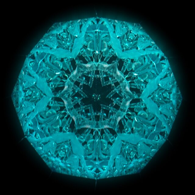 Aurora | iichi 日々の暮らしを心地よくするハンドメイドやアンティークのマーケットプレイス