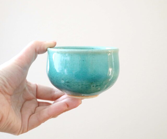 艶やかターキッシュブルー トルコ青釉のお湯のみ small | iichi 日々の暮らしを心地よくするハンドメイドやアンティークのマーケットプレイス