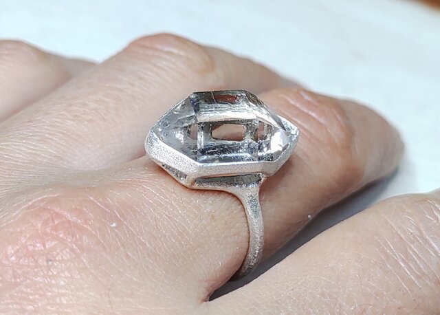 太古の水＊herkimer 925 ring | iichi 日々の暮らしを心地よくするハンドメイドやアンティークのマーケットプレイス