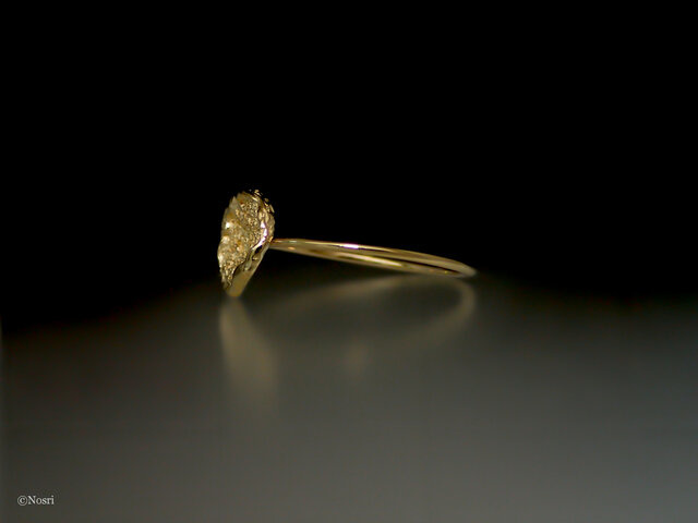 おぼろ月のリング Sサイズ (K10YG） | iichi 日々の暮らしを心地よくするハンドメイドやアンティークのマーケットプレイス