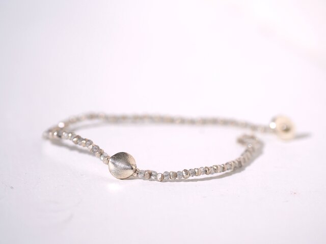 -Labradorite・Silver- bracelet | iichi 日々の暮らしを心地よくするハンドメイドやアンティークのマーケットプレイス