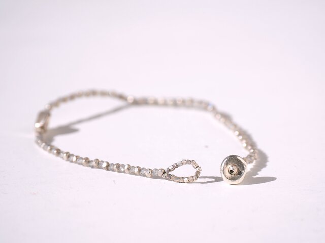 -Labradorite・Silver- bracelet | iichi 日々の暮らしを心地よくするハンドメイドやアンティークのマーケットプレイス