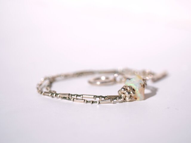 -Rough_opal- silver double bracelet | iichi 日々の暮らしを心地よくするハンドメイドやアンティークのマーケットプレイス