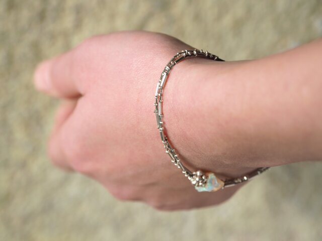 -Rough_opal- silver double bracelet | iichi 日々の暮らしを心地よくするハンドメイドやアンティークのマーケットプレイス