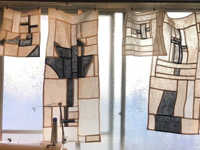 ポジャギタペストリー「クロス」30×30cm | iichi 日々の暮らしを心地よくするハンドメイドやアンティークのマーケットプレイス