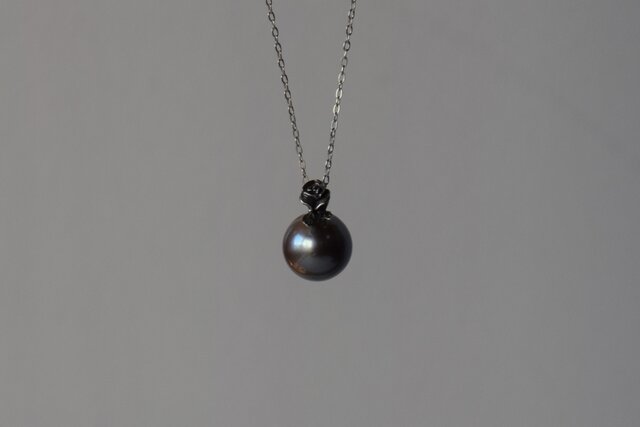 Fiore Necklace | iichi 日々の暮らしを心地よくするハンドメイドやアンティークのマーケットプレイス