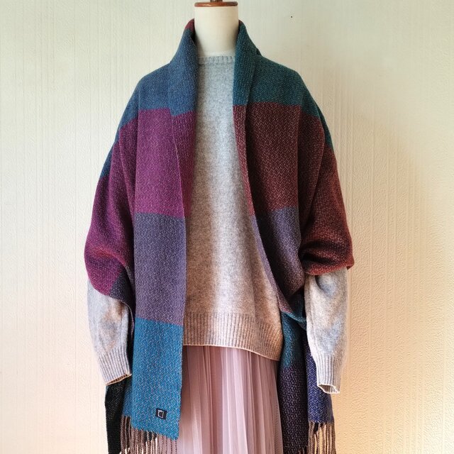 手織り ストール マフラー 青×パープル×ピンク ヤク100％ | iichi 日々の暮らしを心地よくするハンドメイドやアンティークのマーケットプレイス