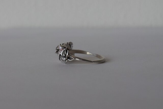 Fiore Ring3 | iichi 日々の暮らしを心地よくするハンドメイドやアンティークのマーケットプレイス