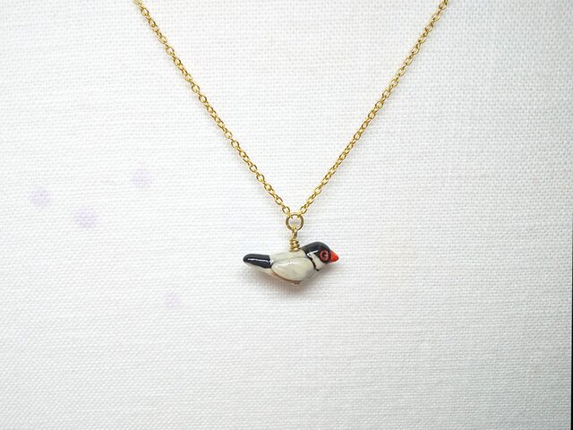 桜文鳥のネックレス | iichi 日々の暮らしを心地よくするハンドメイドやアンティークのマーケットプレイス