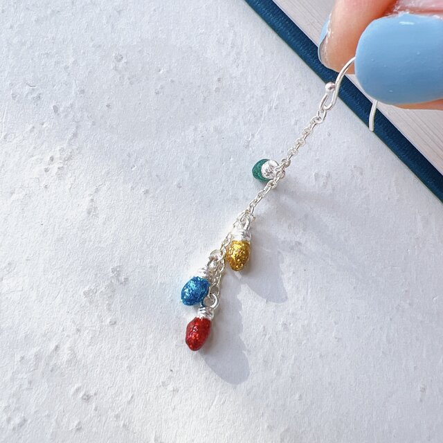 P433-ヴィンテージピアス U.S.A. 1980s Sparkling colored beads | iichi 日々の暮らしを心地よくするハンドメイドやアンティークのマーケットプレイス