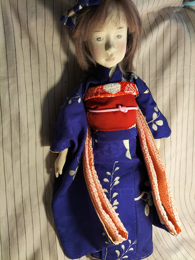 ドール背丈44cm位用 錦紗の振袖セット (紺・紫） | iichi 日々の暮らしを心地よくするハンドメイドやアンティークのマーケットプレイス