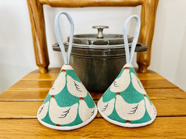 三角鍋つかみ★staub ストウブ ホーロー デニムリメイク | iichi 日々の暮らしを心地よくするハンドメイドやアンティークのマーケットプレイス