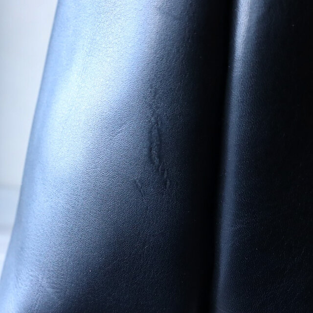 【期間限定】軽量 シンプル 肩掛け 天然革 男女兼用 ハンドメイド192 | iichi 日々の暮らしを心地よくするハンドメイドやアンティークのマーケットプレイス