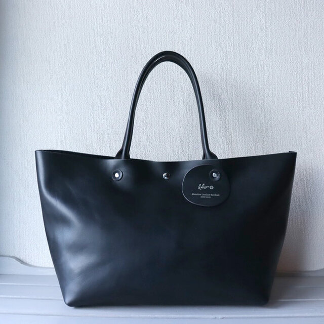 【期間限定】軽量 シンプル 肩掛け 天然革 男女兼用 ハンドメイド192 | iichi 日々の暮らしを心地よくするハンドメイドやアンティークのマーケットプレイス