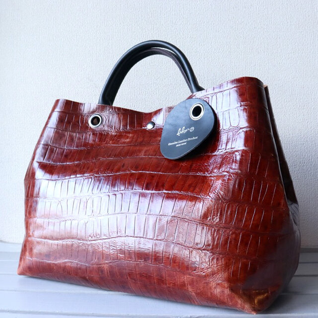 【期間限定】 とても軽量 型押し トート ボストン 男女兼用 ハンドメイド194 | iichi 日々の暮らしを心地よくするハンドメイドやアンティークのマーケットプレイス