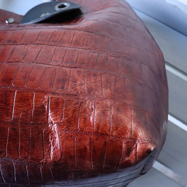 【期間限定】 とても軽量 型押し トート ボストン 男女兼用 ハンドメイド194 | iichi 日々の暮らしを心地よくするハンドメイドやアンティークのマーケットプレイス