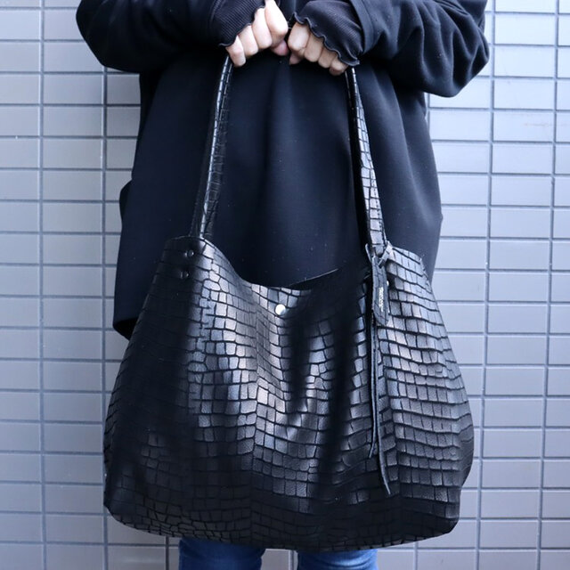 【期間限定】 軽量 型押し トート ボストン 肩掛け 兼用 革 ハンドメイド198 | iichi 日々の暮らしを心地よくするハンドメイドやアンティークのマーケットプレイス