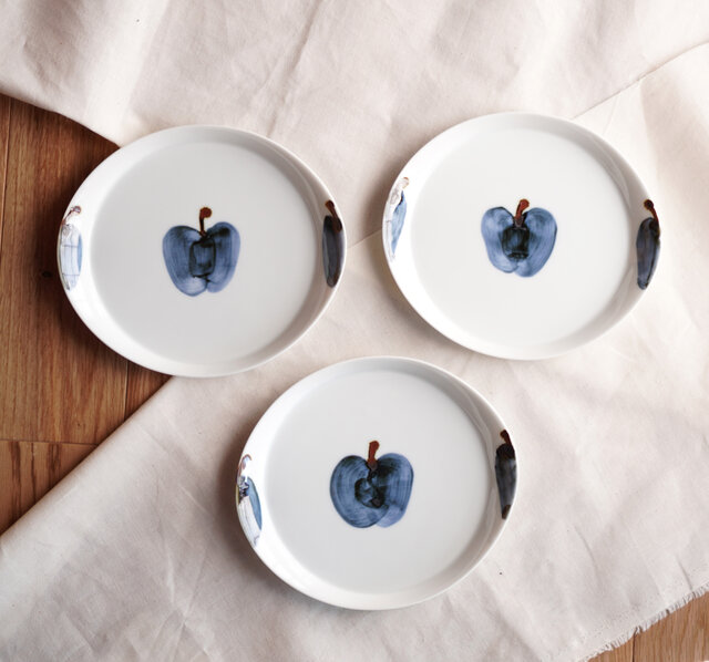 【New!】大きなりんごのプレート 6.0 | iichi 日々の暮らしを心地よくするハンドメイドやアンティークのマーケットプレイス