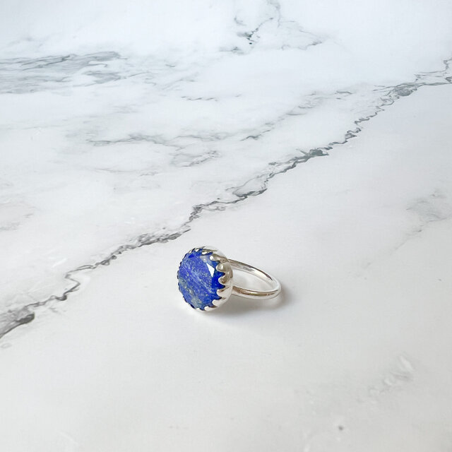 ラピスラズリカットラウンドリング RG22-184 | iichi 日々の暮らしを心地よくするハンドメイドやアンティークのマーケットプレイス