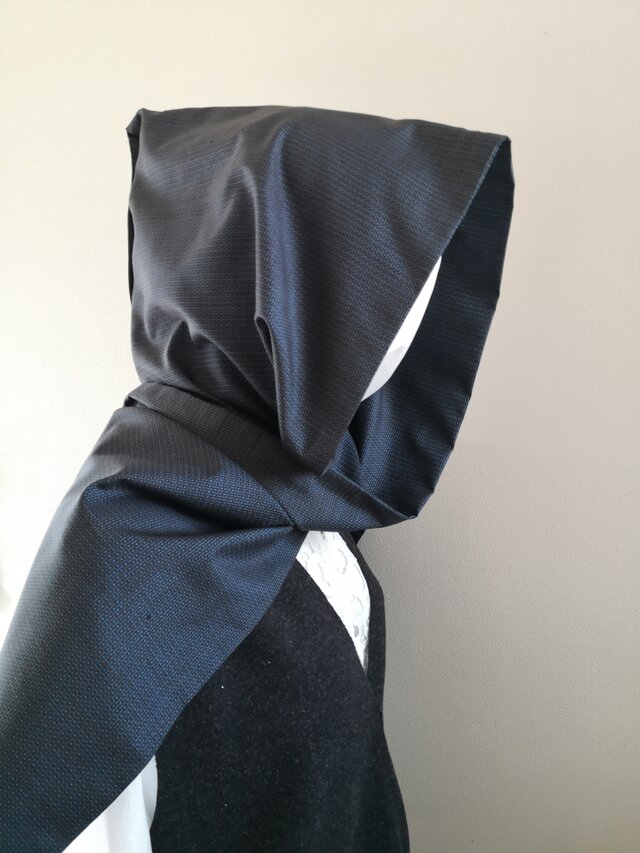 ストールフード大島紬（藍色亀甲絣）03401 | iichi 日々の暮らしを心地よくするハンドメイドやアンティークのマーケットプレイス