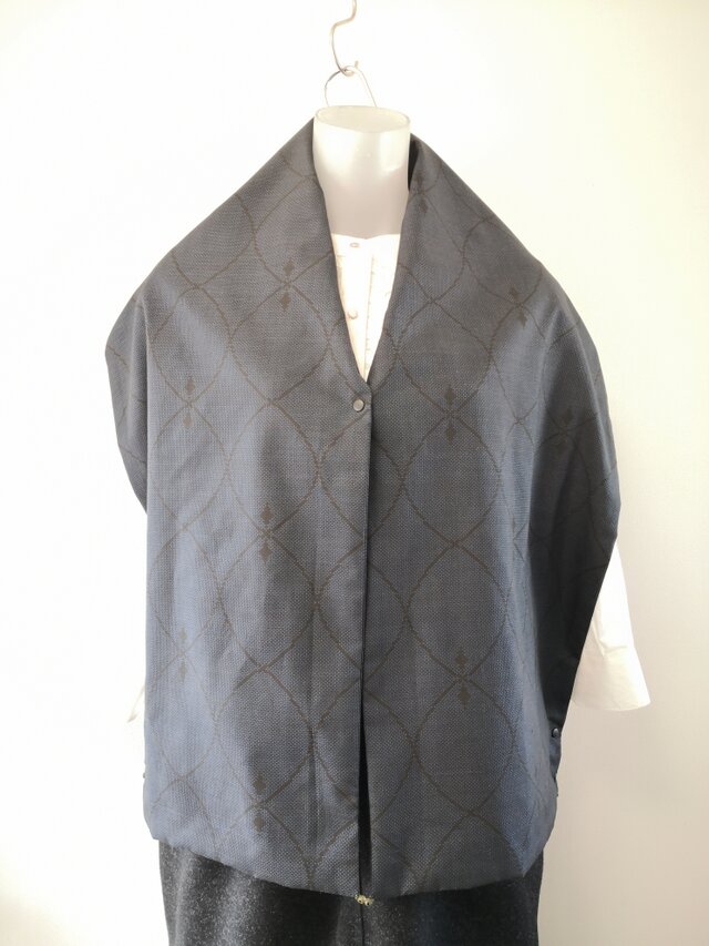 紬ストールフード（藍色立涌文様）03401 | iichi 日々の暮らしを心地よくするハンドメイドやアンティークのマーケットプレイス