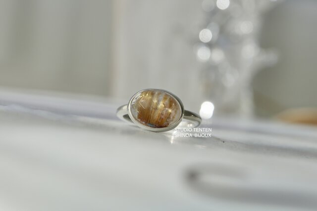 [ルチルの実]gold rutile quartz ring | iichi 日々の暮らしを心地よくするハンドメイドやアンティークのマーケットプレイス