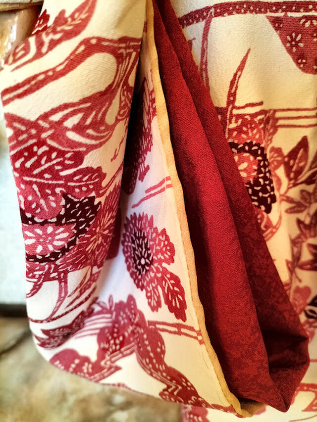 ★sale ドール背丈60cm位用 白地の振袖セット | iichi 日々の暮らしを心地よくするハンドメイドやアンティークのマーケットプレイス