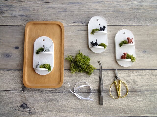 ネコのいる風景 アロマストーンのオーナメント 同色 子猫2匹 BROWN | iichi 日々の暮らしを心地よくするハンドメイドやアンティークのマーケットプレイス