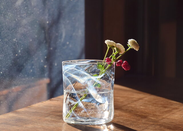 konoha花瓶のしろ | iichi 日々の暮らしを心地よくするハンドメイドやアンティークのマーケットプレイス