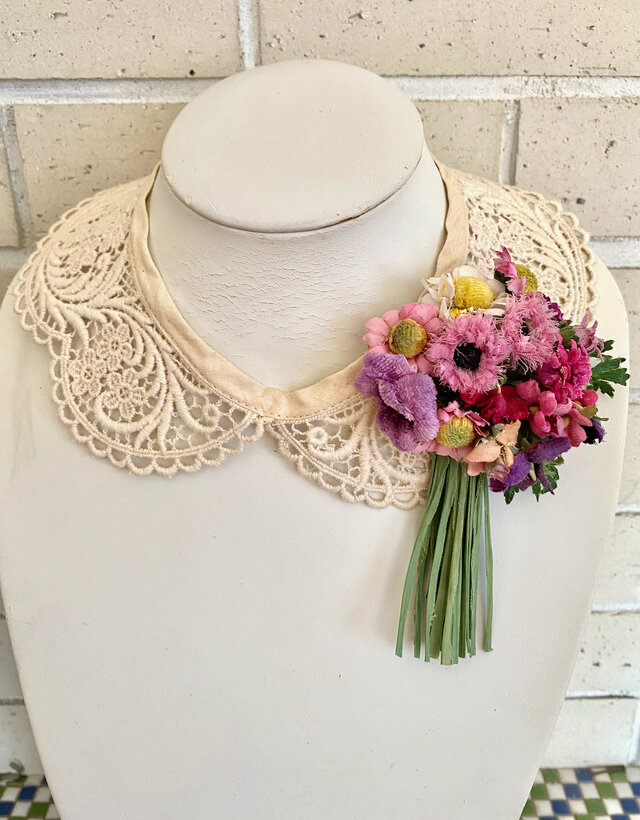 布花 cute bouquet corsage A | iichi 日々の暮らしを心地よくするハンドメイドやアンティークのマーケットプレイス