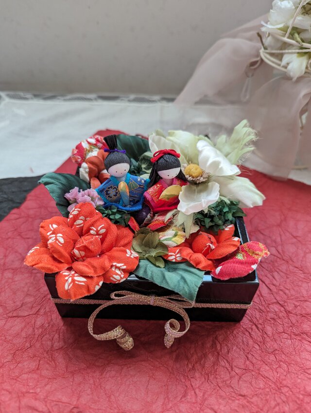 ひな飾り〈黒box〉S3 | iichi 日々の暮らしを心地よくするハンドメイドやアンティークのマーケットプレイス