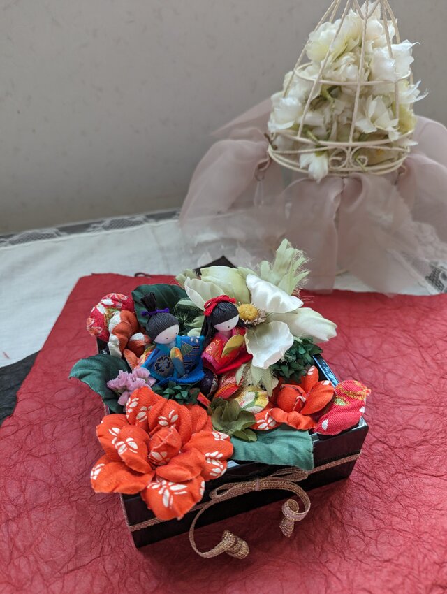 ひな飾り〈黒box〉S3 | iichi 日々の暮らしを心地よくするハンドメイドやアンティークのマーケットプレイス