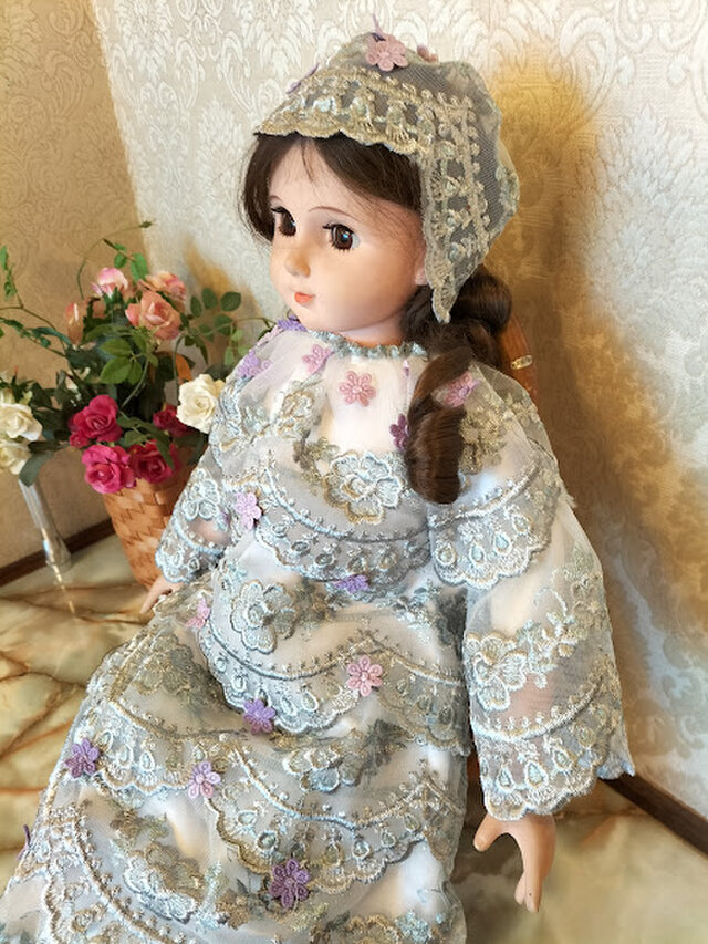 ドール背丈60cm位用 レースのドレスと帽子 | iichi 日々の暮らしを心地よくするハンドメイドやアンティークのマーケットプレイス