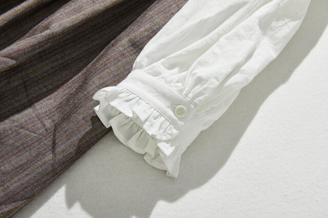 「着回し上手」お洒落なノースリーブワンピース ヘリンボーン織り生地 コットンリネン 24A02-1 | iichi 日々の暮らしを心地よくするハンドメイドやアンティークのマーケットプレイス