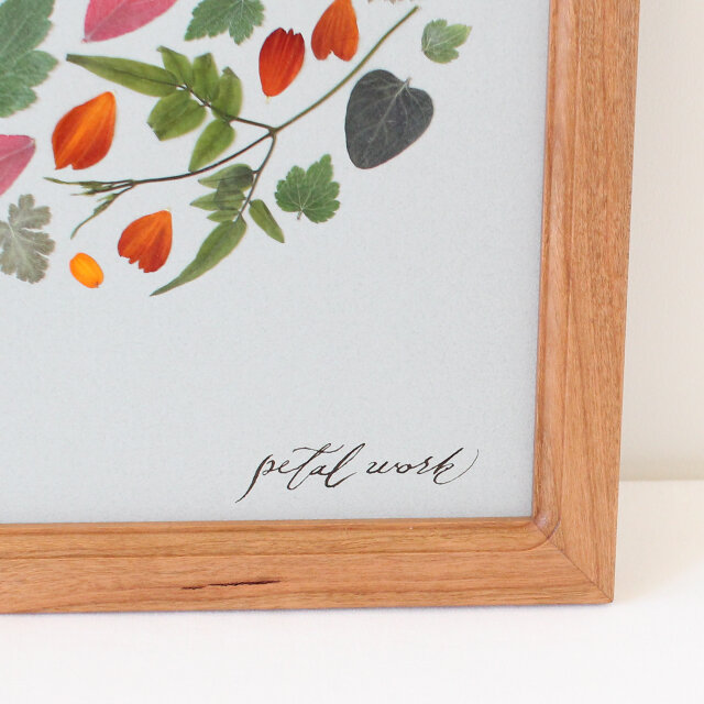 Pressed flower フレーム〜押し花アート〜A4 Cherry | iichi 日々の暮らしを心地よくするハンドメイドやアンティークのマーケットプレイス